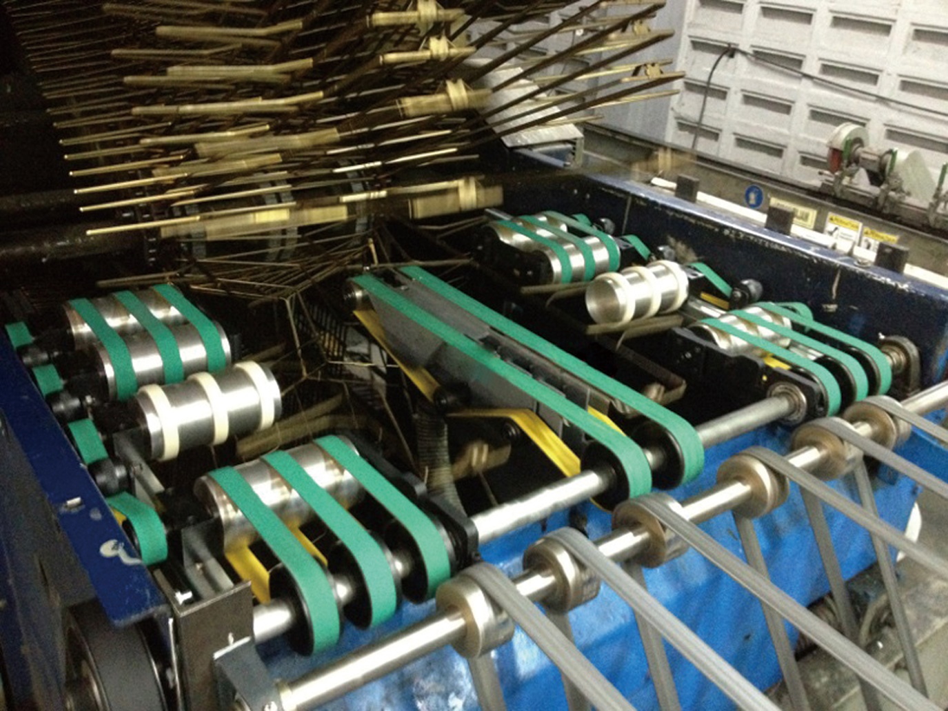 Damage-free dynamic metal sheet infeed device - 上海侨生机电成套设备有限公司